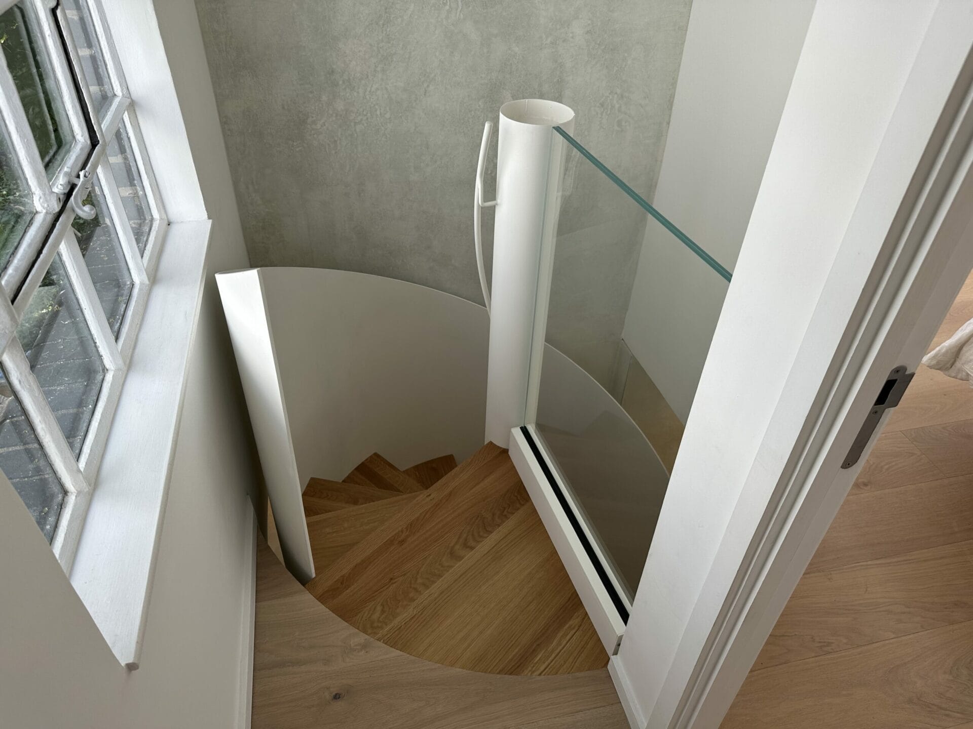 Exquisite Internal Metal Curved Staircase: Compliant with UK Building ... Exquisite Internal Metal Curved Staircase: Compliant with UK Building ...